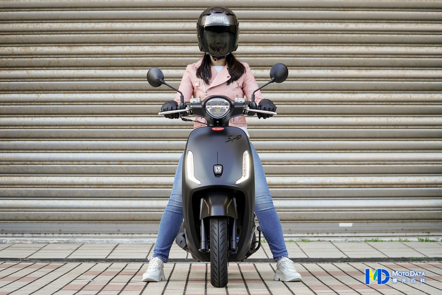 配備 Keyless 更實用 PGO Spring 125 B&W 特仕版都會體驗試駕 – MOTODATA 摩托百科