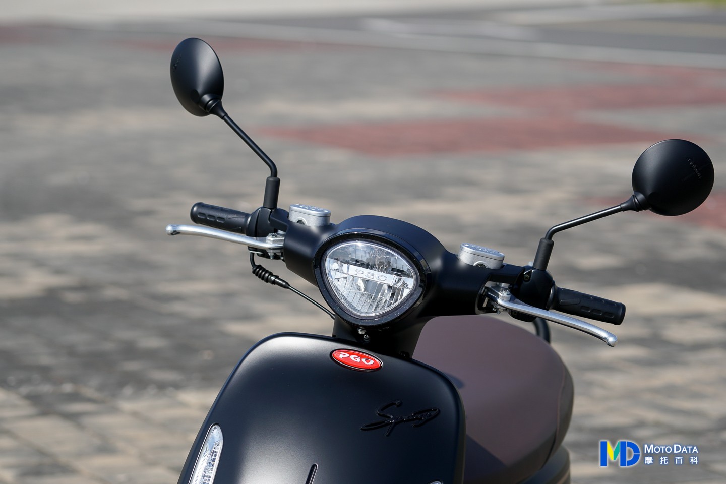 配備 Keyless 更實用 PGO Spring 125 B&W 特仕版都會體驗試駕 – MOTODATA 摩托百科