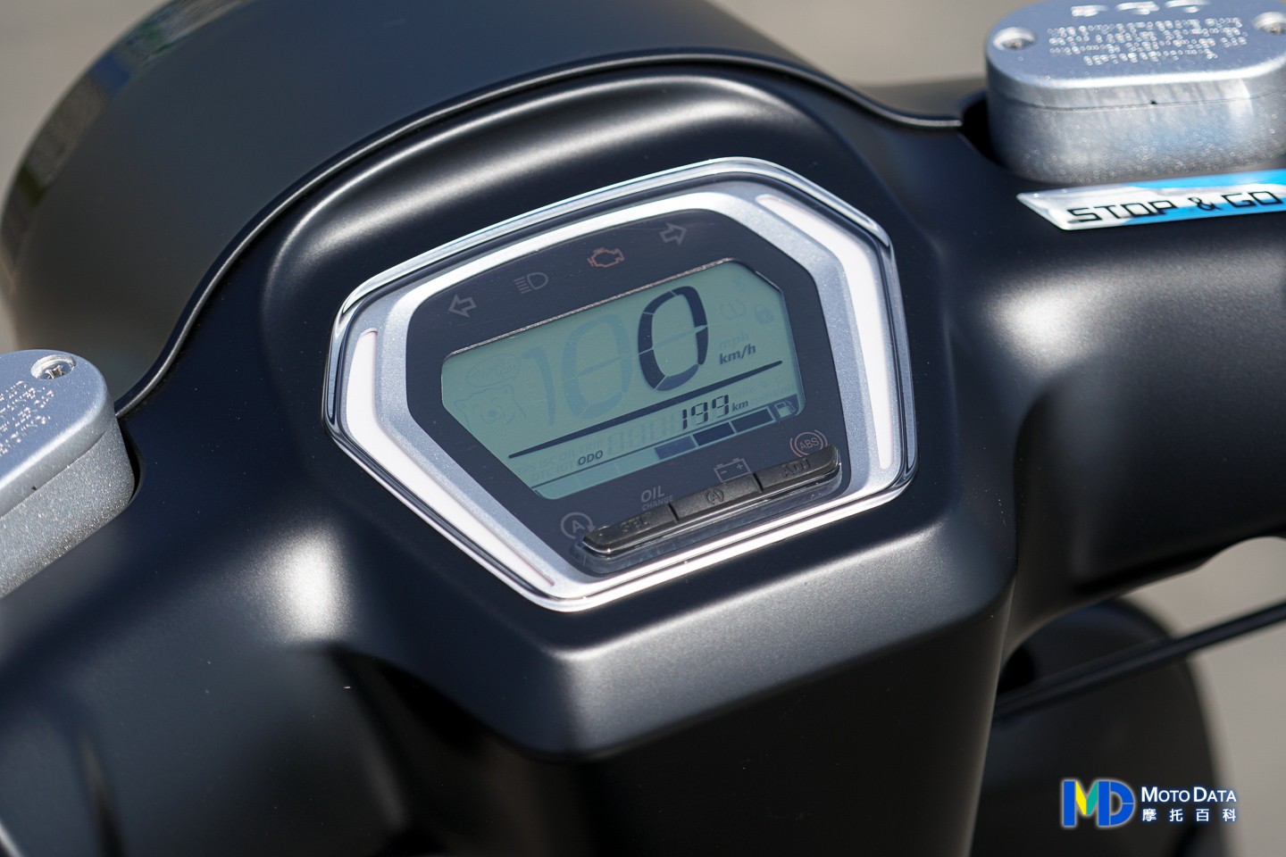 配備 Keyless 更實用 PGO Spring 125 B&W 特仕版都會體驗試駕 – MOTODATA 摩托百科