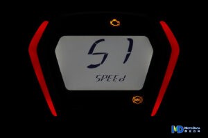 配備 Keyless 更實用 PGO Spring 125 B&W 特仕版都會體驗試駕 – MOTODATA 摩托百科