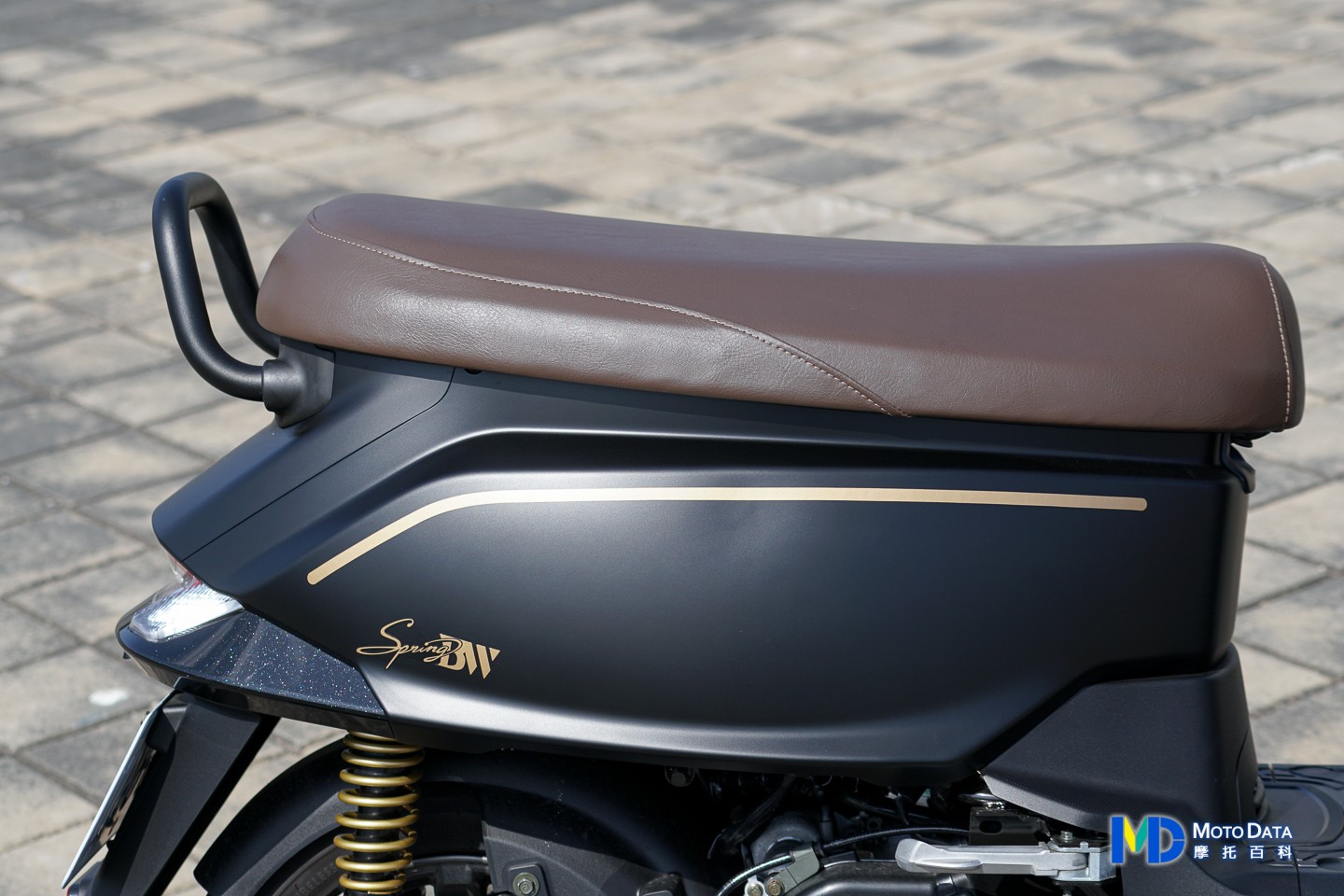 2023-PGO-Spring125BW-058 – MOTODATA 摩托百科