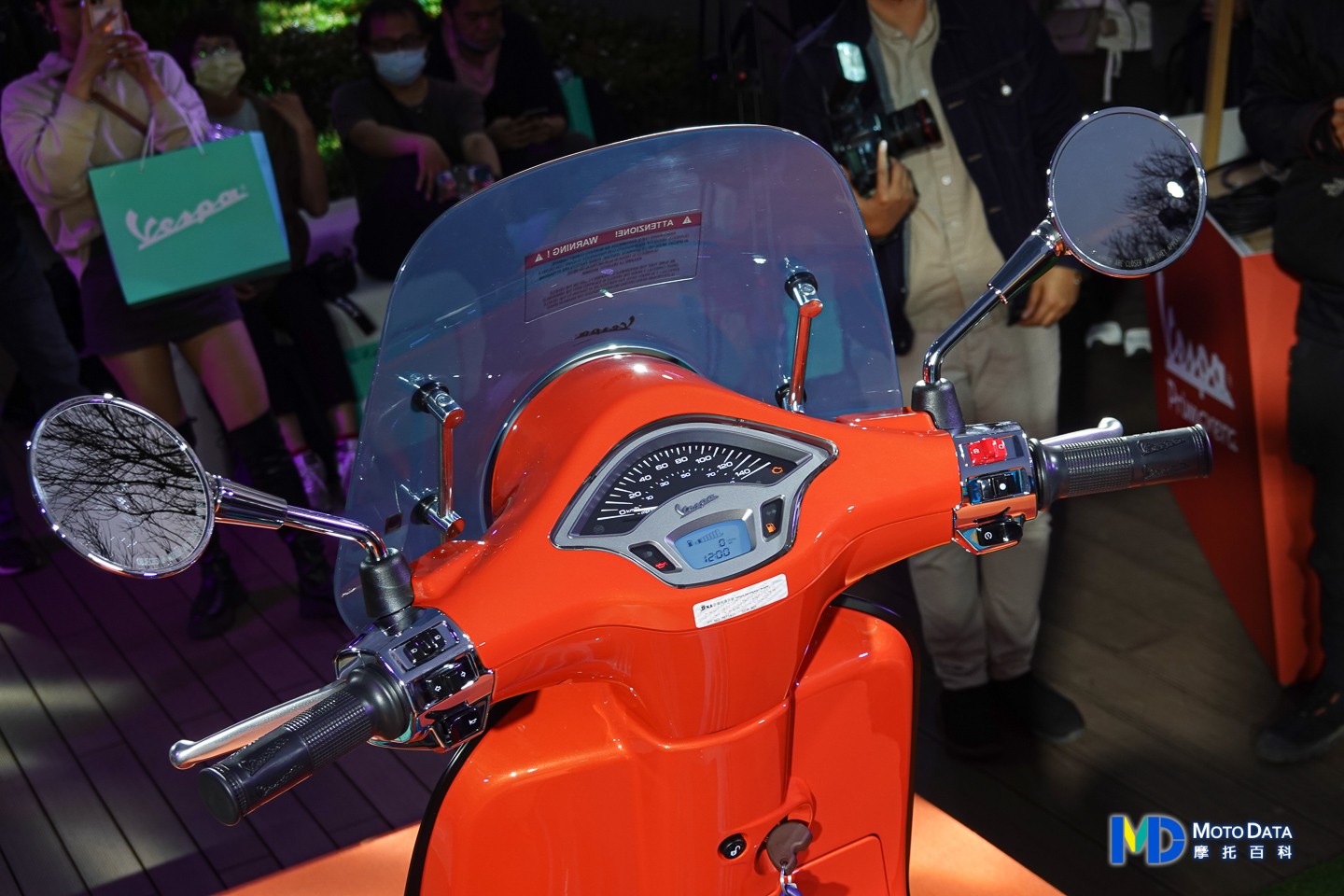 2023-VespaPrimaveraSE-009 – MOTODATA 摩托百科