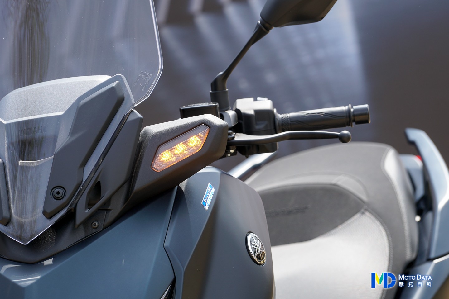 內建導航終生免費 依然大肚量的 2023 YAMAHA XMAX 300 道路試駕 – MOTODATA 摩托百科