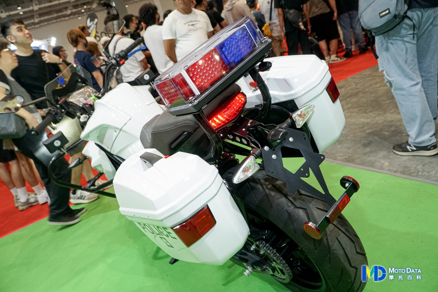 2023-energica-POLICE-BIKE-009 – MOTODATA 摩托百科