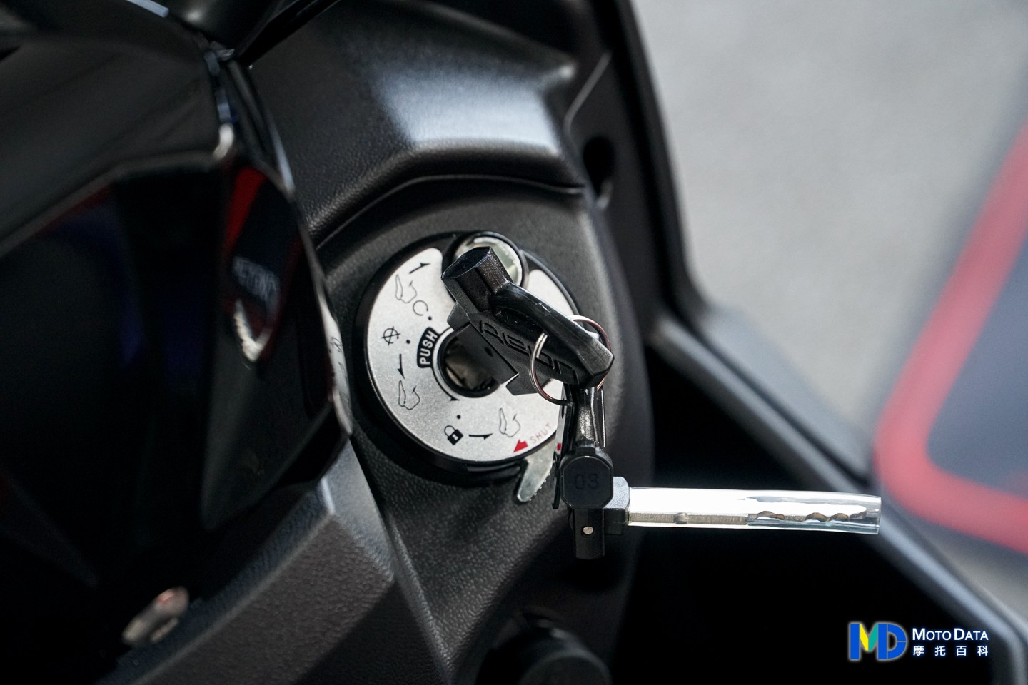 2023-Aeonmotor-STR250-3D350R-038 – MOTODATA 摩托百科