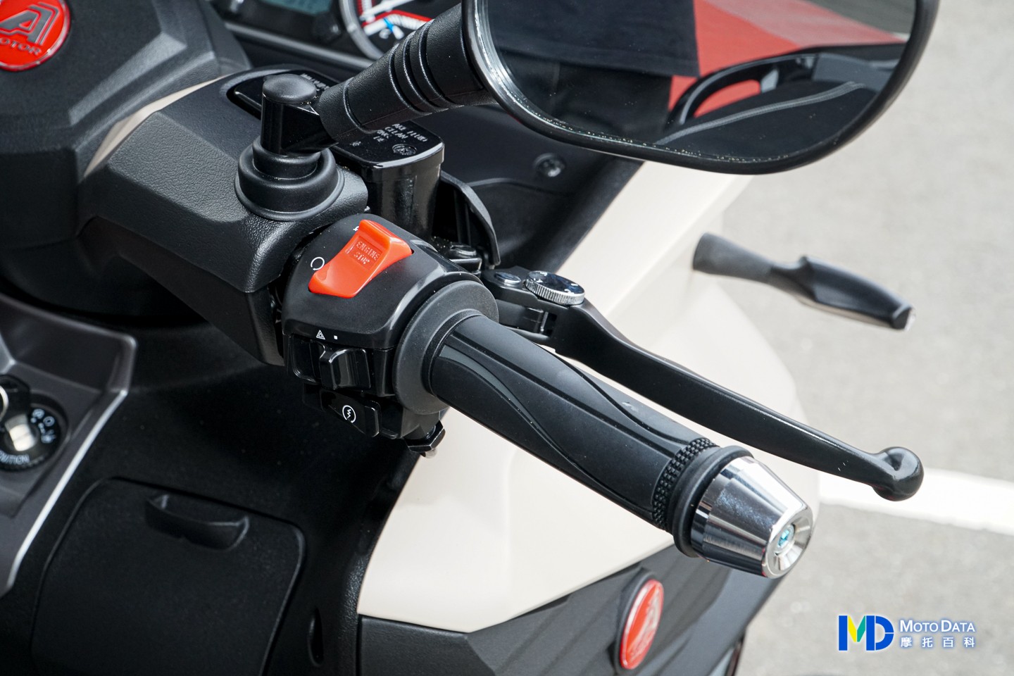 2023-Aeonmotor-STR250-3D350R-063 – MOTODATA 摩托百科