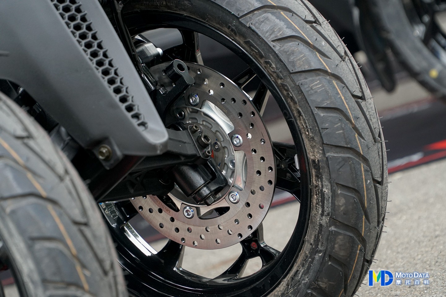 2023-Aeonmotor-STR250-3D350R-073 – MOTODATA 摩托百科