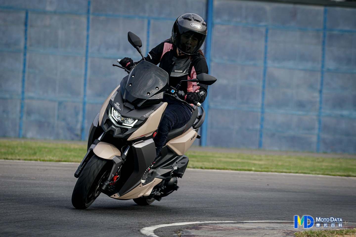 2023-Aeonmotor-STR250-3D350R-08753 – MOTODATA 摩托百科