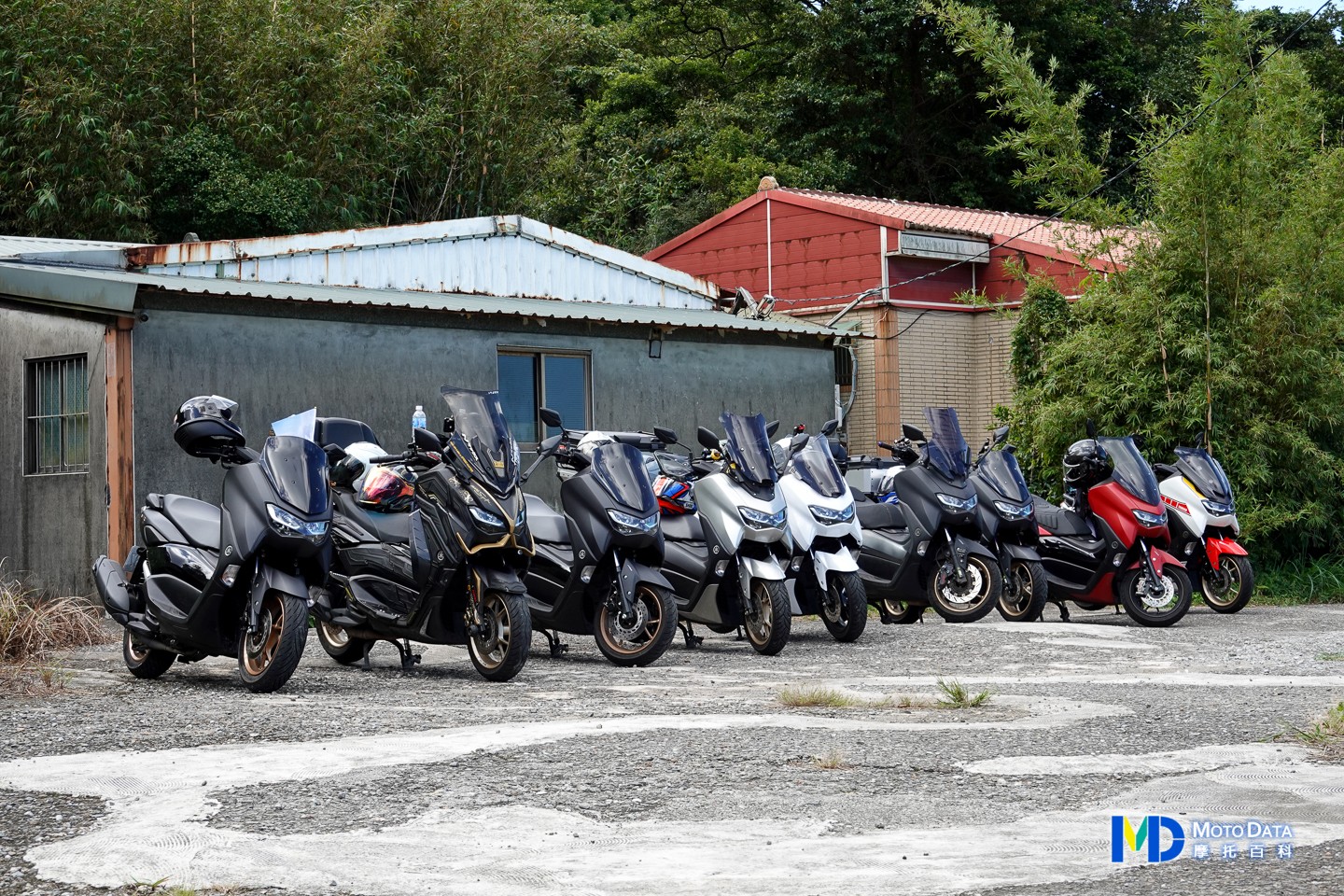 2023 YAMAHA-MAX-TOUR-NMAX-North-020 – MOTODATA 摩托百科