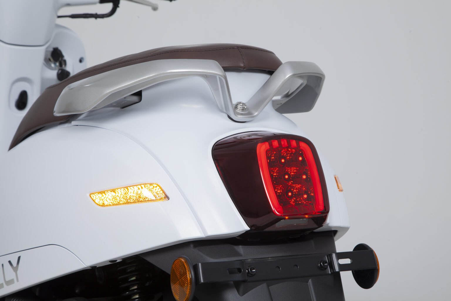 【EICMA2023】KYMCO 歐風復古 FILLY 50 入門登場！ – MOTODATA 摩托百科