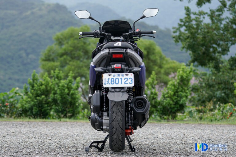旗艦白牌動力卓越 Aeonmotor STR250 道路試駕 – MOTODATA 摩托百科
