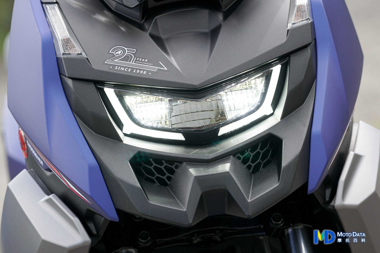 旗艦白牌動力卓越 Aeonmotor STR250 道路試駕 – MOTODATA 摩托百科