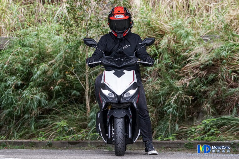 再創白牌旗艦性能 快得超有感 KYMCO RTS R 165 道路試駕 – MOTODATA 摩托百科