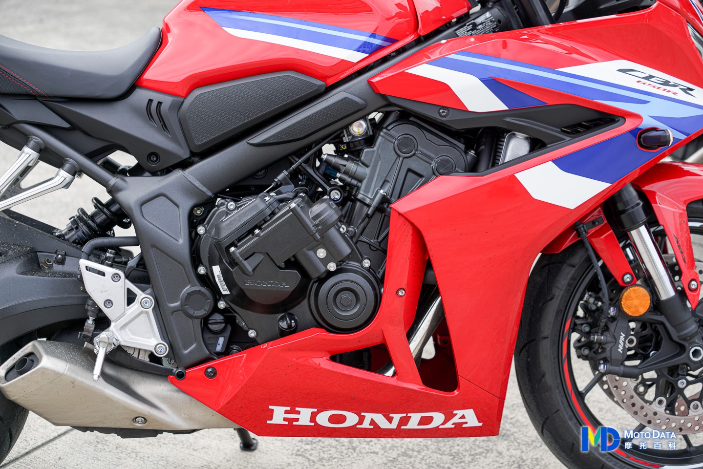 2024-HONDA-CB650R-CBR650R-EClutch-012 – MOTODATA 摩托百科