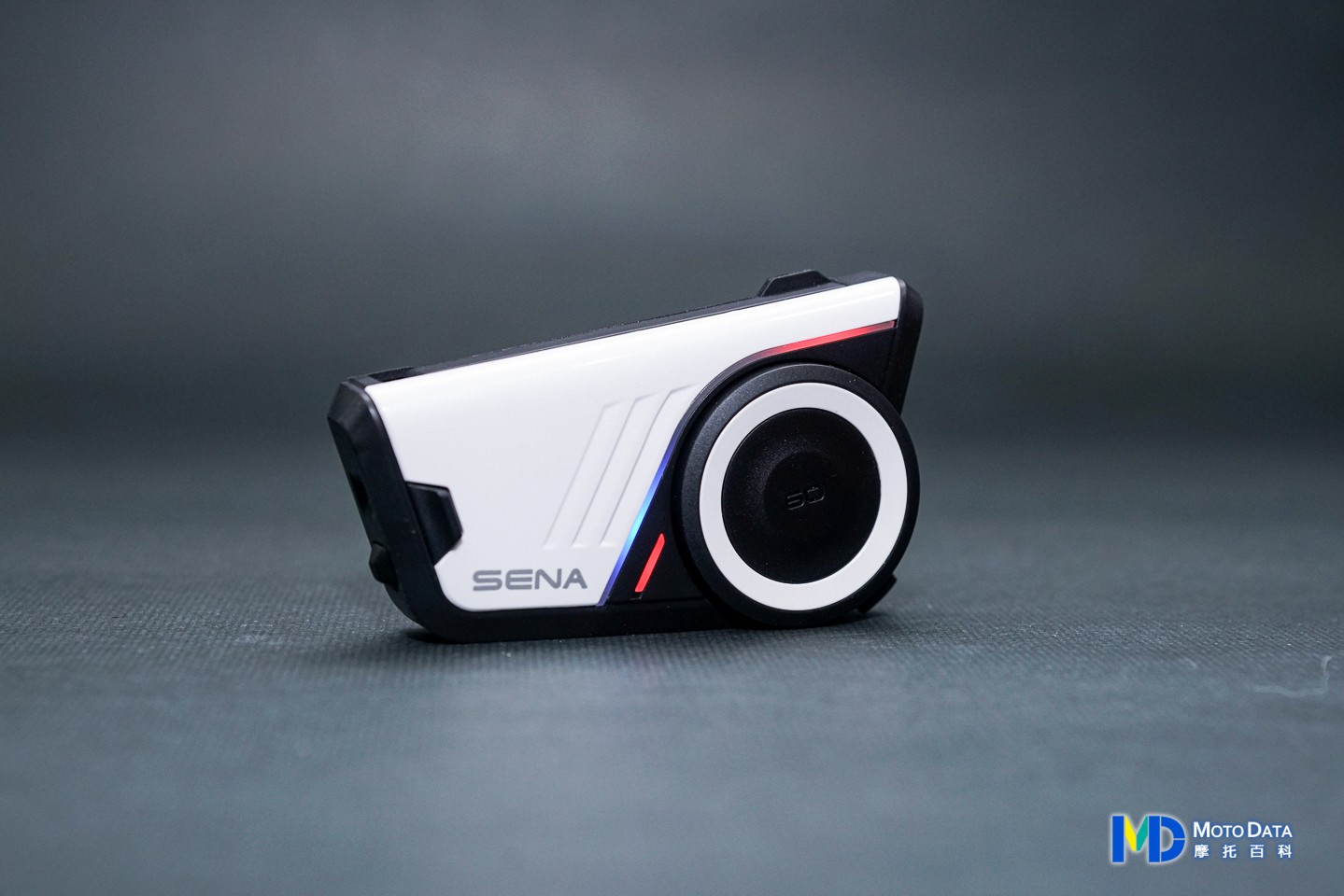 2025-SENA-60S-011 – MOTODATA 摩托百科