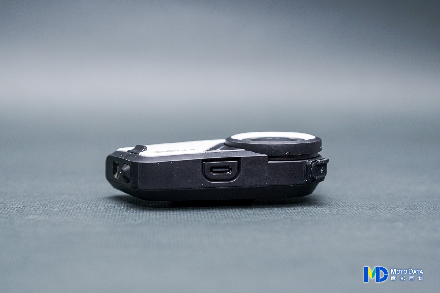 2025-SENA-60S-016 – MOTODATA 摩托百科