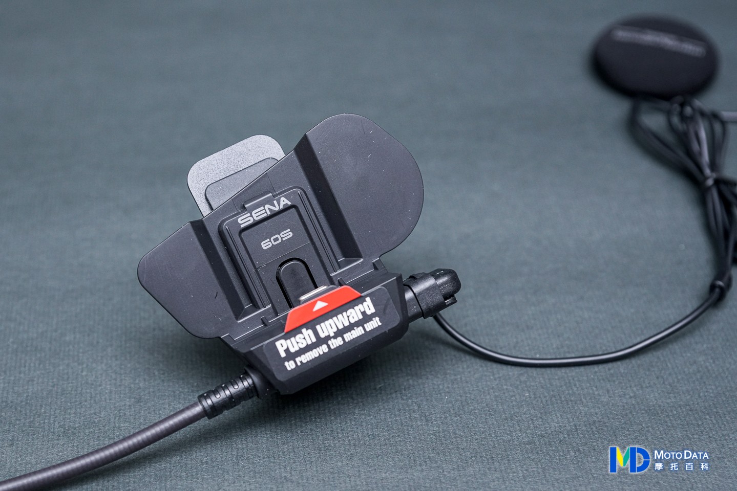 2025-SENA-60S-026 – MOTODATA 摩托百科