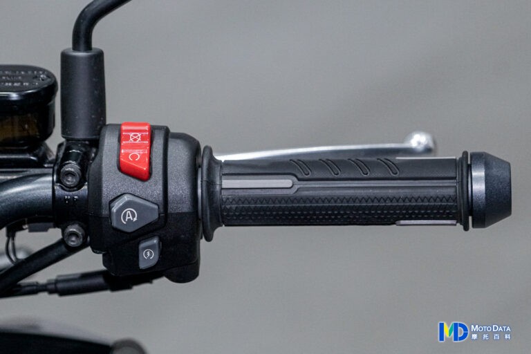 【實車採訪】VA 面板儀錶配上新世代引擎！2025 SYM MMBCU 小改款正式發表！ – MOTODATA 摩托百科