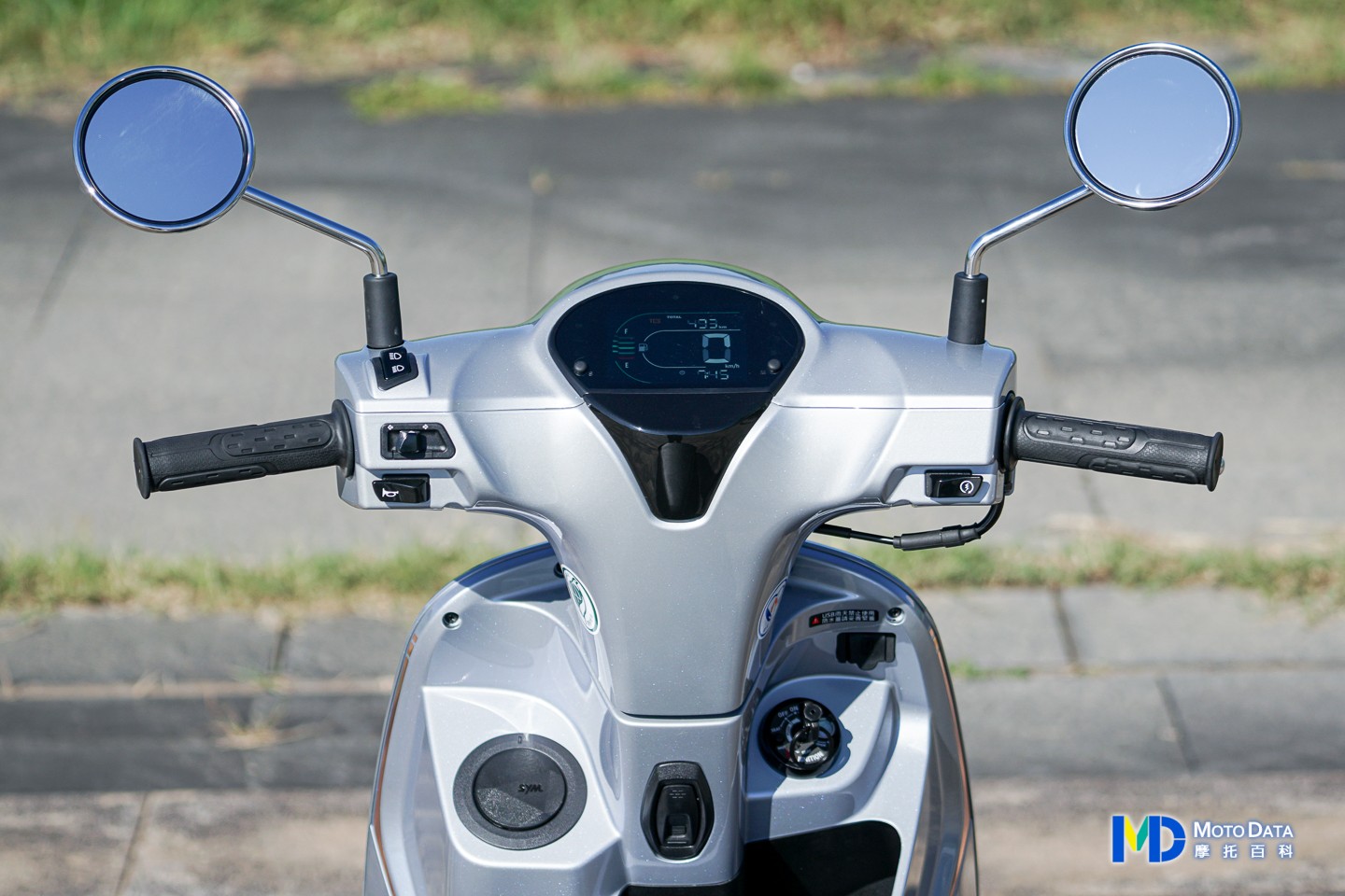 內外全面升級的移動新美學 SYM Fiddle DX 158 道路試駕 – MOTODATA 摩托百科